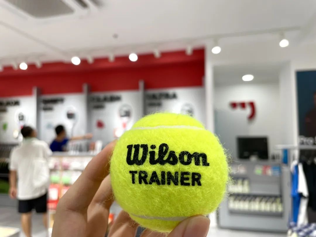 Wilson首家A 级球场店，落户仙霞网球中心！——上海热线HOT频道